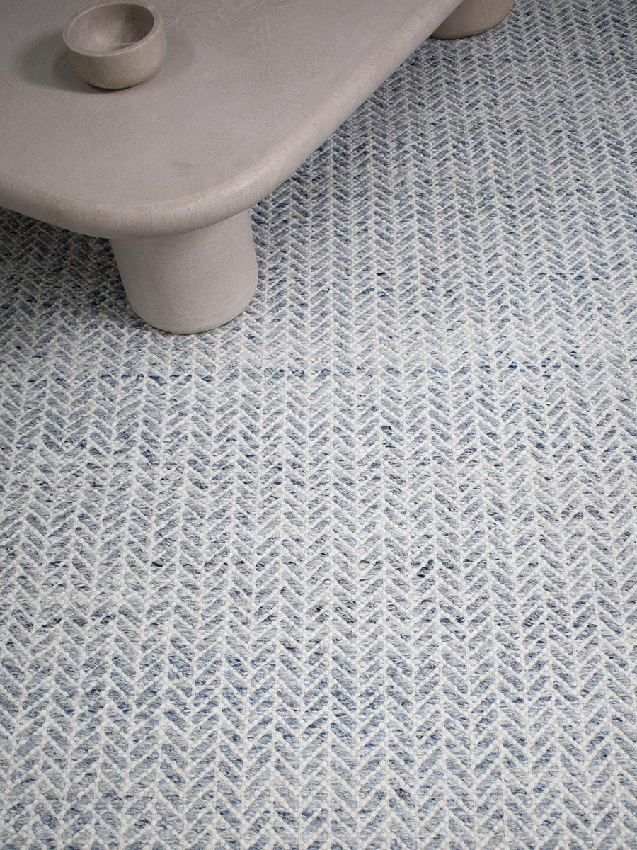 Echo Floor Rug – Urban Rhythm